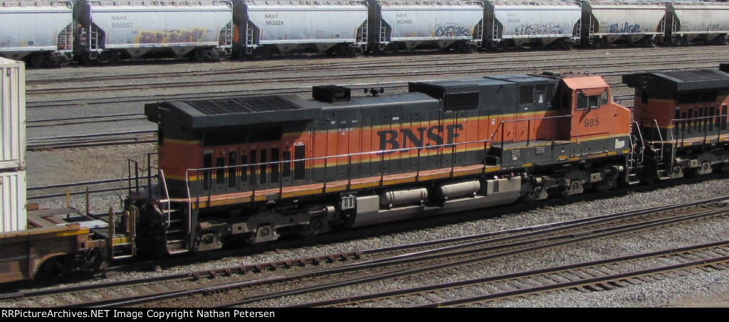 BNSF 685